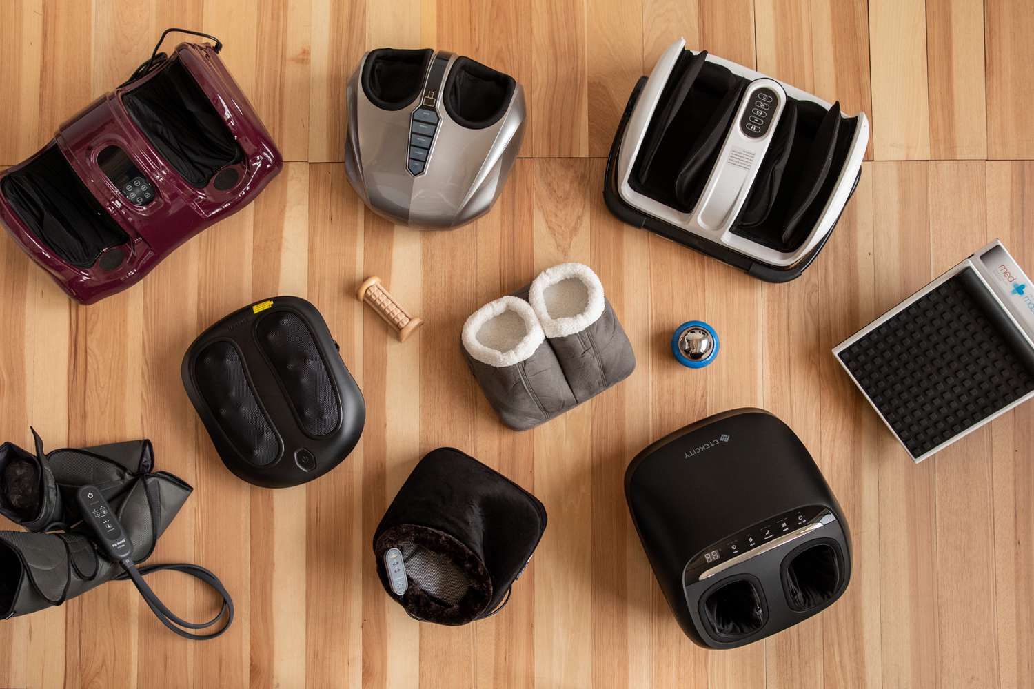 Choose the Right Foot Massager: Manual, Electric, & Water Types Explained